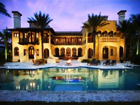 18 Gorgeous Mansion Houses That Will Leave You Speechless
