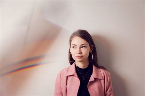 Creator Sessions Emerging Classic Rock Singer Minke Tells Us The Story Behind Her New Single