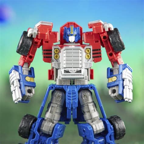 Commander Armada Universe Optimus Prime Transformers Legacy Figure By