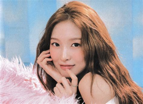 Oh My Girl 2023 Seasons Greetings Scans Arin With Yooa Rkpics