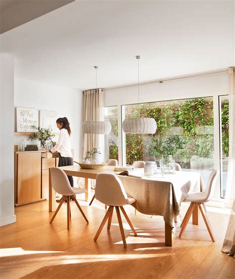 Ventanales Al Patio Casa Con Ventanales Decoración De Unas Decoración De Comedor