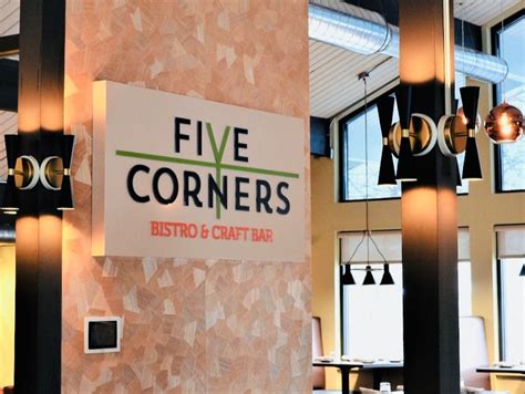 Five Corners Bistro Hartford Brown Skin Brunchin