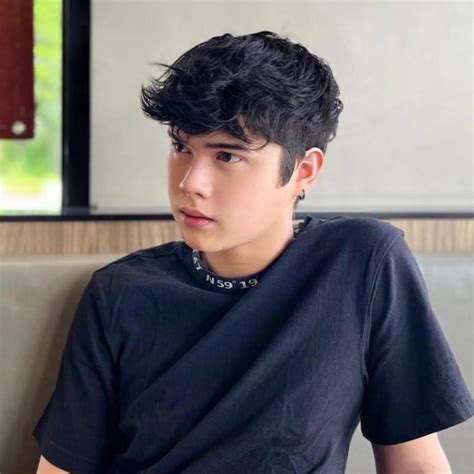 Smooth Handsome Twink Angeles