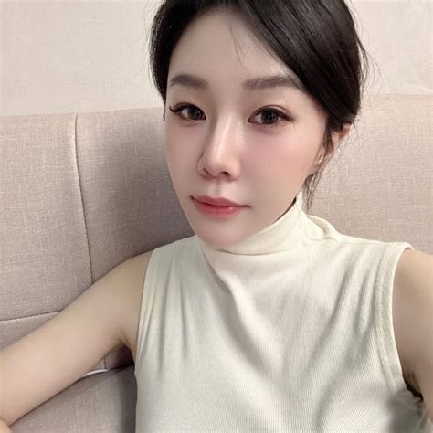 吖菲 Zifei • Threads Say More 吖菲 Zifei • Threads Say More