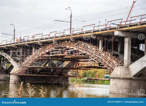 Monolithic Formwork And Scaffolding Stock Image Image Of Prop