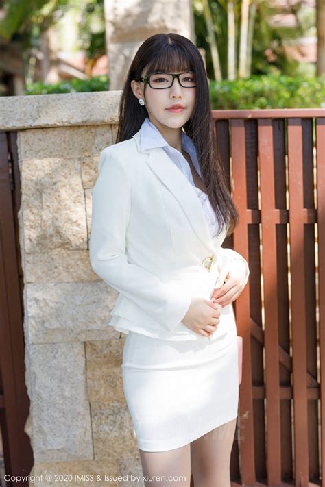 Imiss 爱蜜社 Vol470 朱可儿flower 巨乳制服 无水印私房照片流出 无限云图网