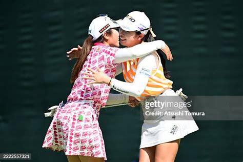 Nana Suganuma And Shuri Sakuma Of Japan Embrace After Holing Out On
