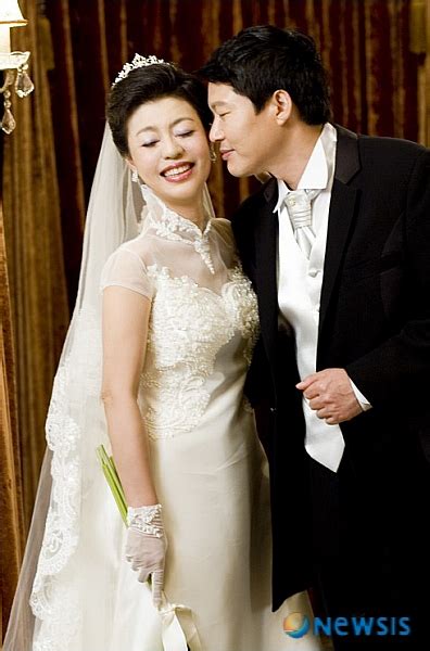 고 박정희 전 대통령 딸 박근령 내달 결혼