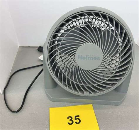 Holmes 8 Blizzard Cleanbreeze Circulator Fan Earls Auction Company