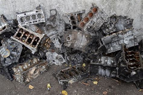 Stack Of Aluminium Alloy Cylinder Head For Recycling Scrap Engines