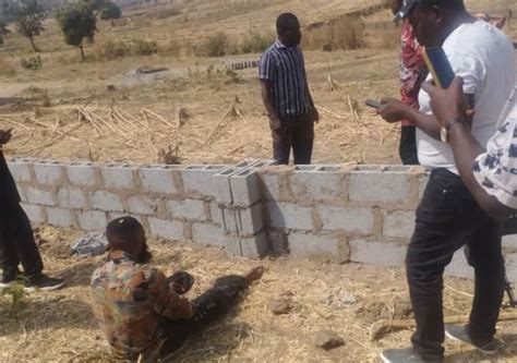 Yahoo Boy Arrested After Being Caught With Girlfriends Head In Bag