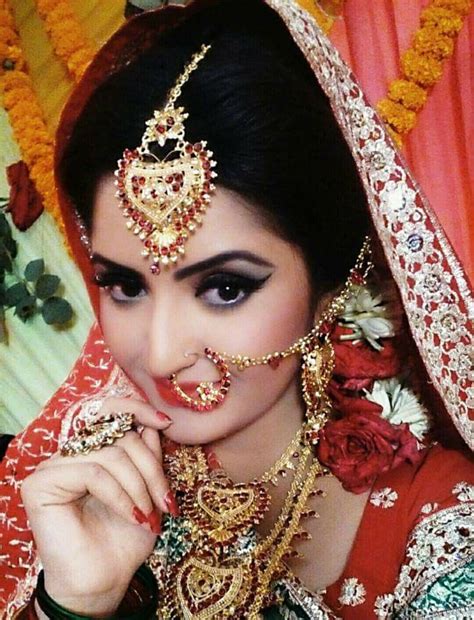 Pori Moni Bridal Makeup Images Bridal Makeup Bridal Makeup Looks