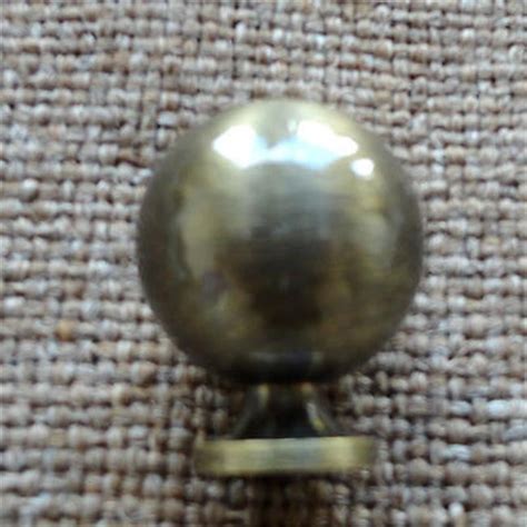 Baldwin 4960050 Cabinet Knob Satin Brass Black