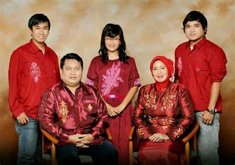 Mengenal Lebih Dekat Sosok Prof Dr Evi Hulukati Mpd