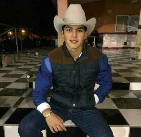 Pin By Alexandrafl On Handsome Cowboy Outfit For Men Cowboy Outfits