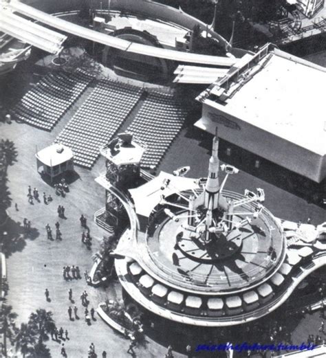 Tomorrowland Disneyland Tomorrowland Disney World Fl Vintage Disneyland
