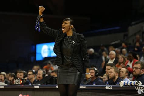 Tina Thompson Virginia Why The Tina Thompson Era Ended At Virginia Qiws