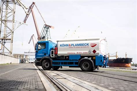 Roadrunner Das Schnelle Tank And Servicekonzept Von Köhn And Plambeck