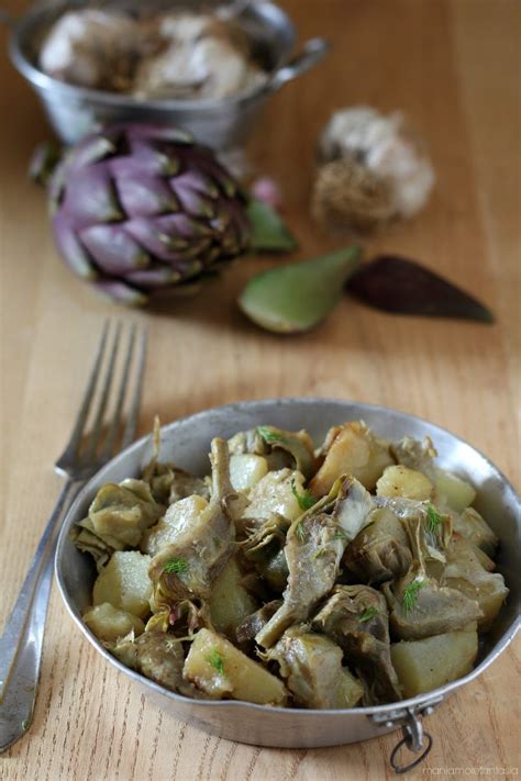 Carciofi E Patate In Padella