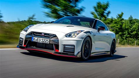 10 Affordable Sports Cars That Can Keep Up With A Nissan Gt R