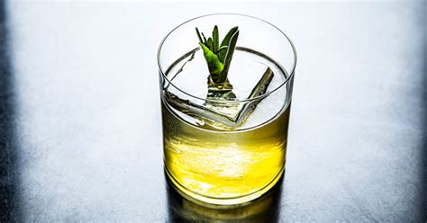 How To Put A Winter Spin On Cocktail Recipes With Pine Syrup Punch