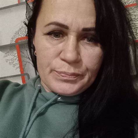 Treisikiss Nude On Cam Live Sex Chat On Fapchat