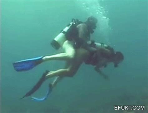 Whos This Underwater Girl 2 Replies 1485839 ›