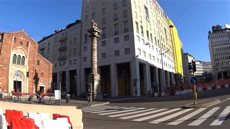 Un Giro Per Piazza Cavour