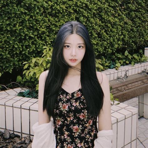 Classy Yoon Chaewon Pfp Icon Girl Women Classy