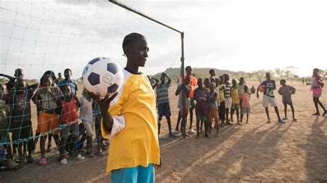 En El Marco Del Mundial La Fundación Acnur Argentina Lanzó La Iniciativa “firmá Y Pasala” Infobae