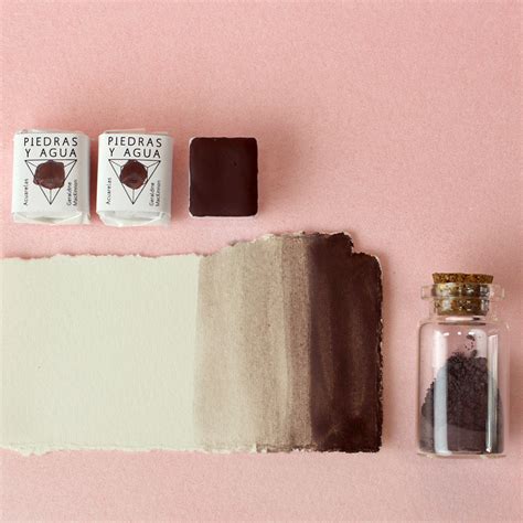 Violeta Ruso Medio Pan Piedras Y Agua