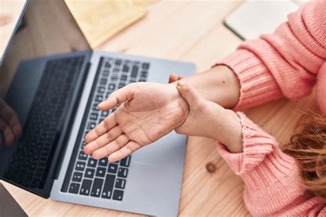 30 De Los Pacientes Con La Tenosinovitis De Quervain Necesitan Cirugía