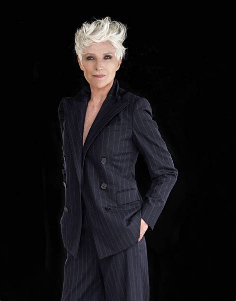 This Is Elon Musk S 70 Year Old Mom And She Is The Coolest Grandma You