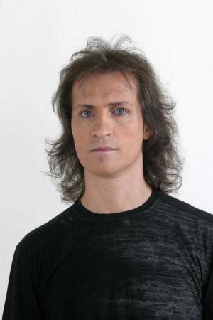Alberto Zamarbide Estará De Jurado En Los Teloneros De Metallica