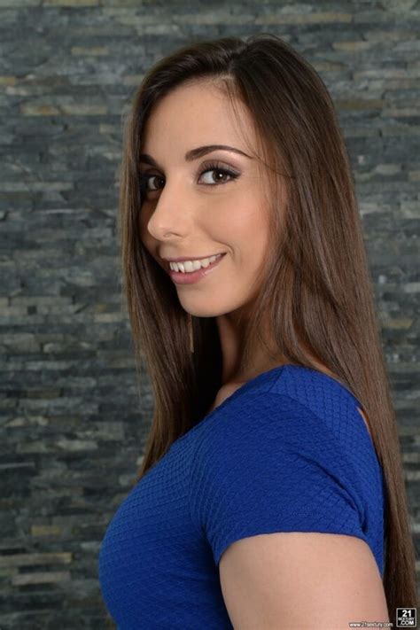 Novinha Deliciosa De Vestidinho Curto Liga Das Novinhas