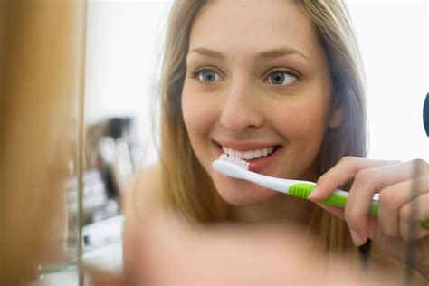 7 Ways To Avoid Gingivitis Trusted Health Products