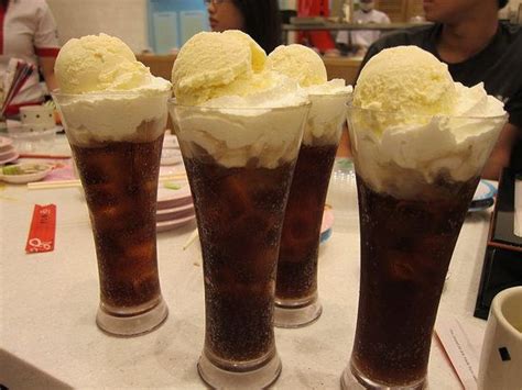 Pepsi Float Recipe With French Vanilla Ice Cream