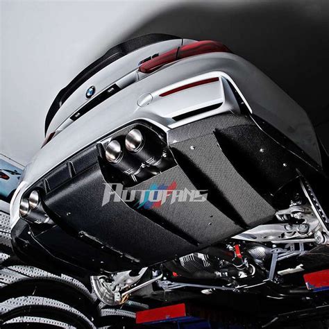 31 次赞、 2 条评论 Cnautofans Carbon 在 Instagram 发布：“bmw F8x Varis Style