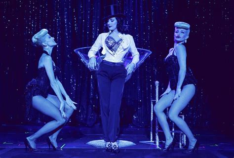 Burlesque Star Sees End Of Tassel Twirling Days