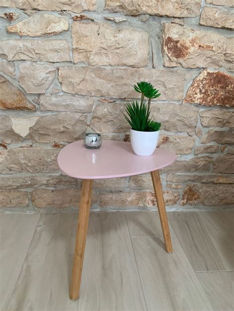 Cute Pink Table For Small Homes