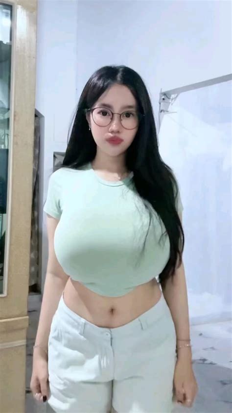 Pin Di Elvara Caliva