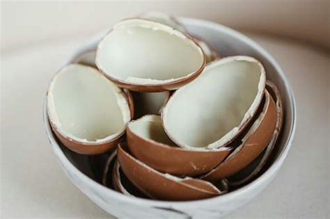 Chocolate Easter Egg Recipe How To Make A Homemade Easter Egg To T Chocolatiering Diy