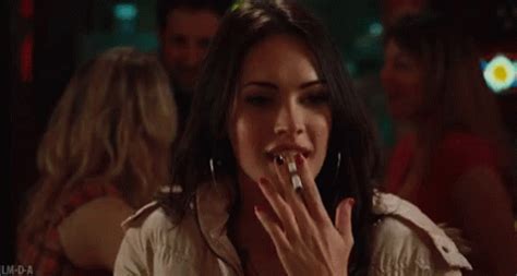 Megan Fox Smoke  Megan Fox Smoke Cigarette  Ləri Kəşf Edin Və