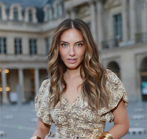 Lelê Saddi Lista Seus Lugares Favoritos Do Momento Em Paris