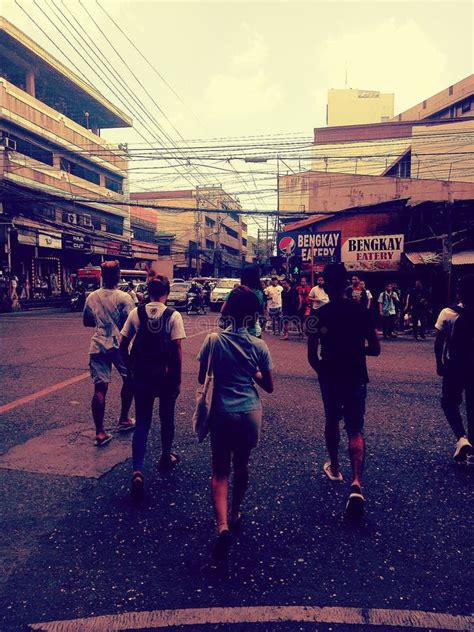 People Walking City Streets Editorial Image Image Of Rush City