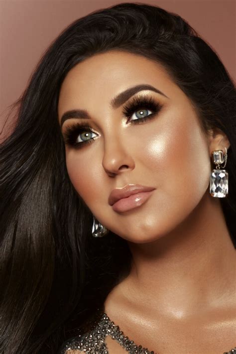 Jaclyn Hill Cosmetics Highlighter Review Jaclyn Hill Cosmetics