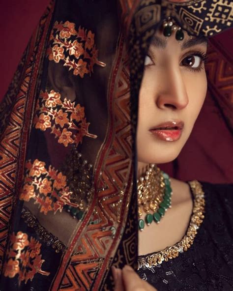 Latest Shoot Featuring The Stunner Alia Khan Reviewit Pk