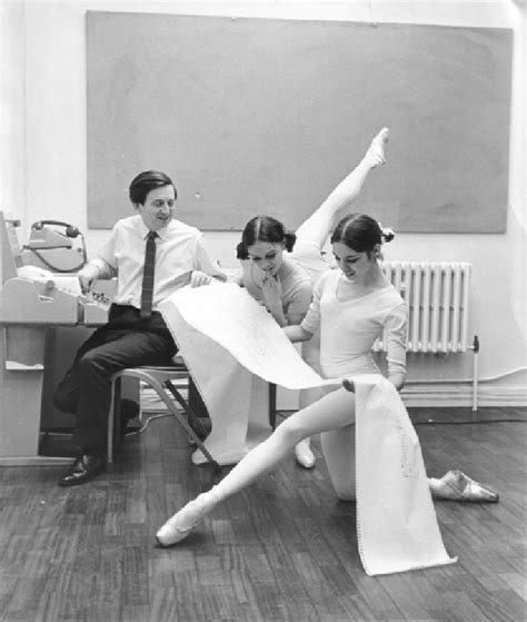 Photograph Of R John Lansdown With Dancers From The Royal Ballet School Download Scientific