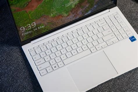 Samsung Galaxy Book Pro Hands On With The Lightweight Laptop The Gate