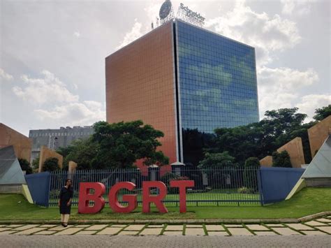 Lifeison Segreatpeople Earlycareers Shriya Rathor 35 Comments